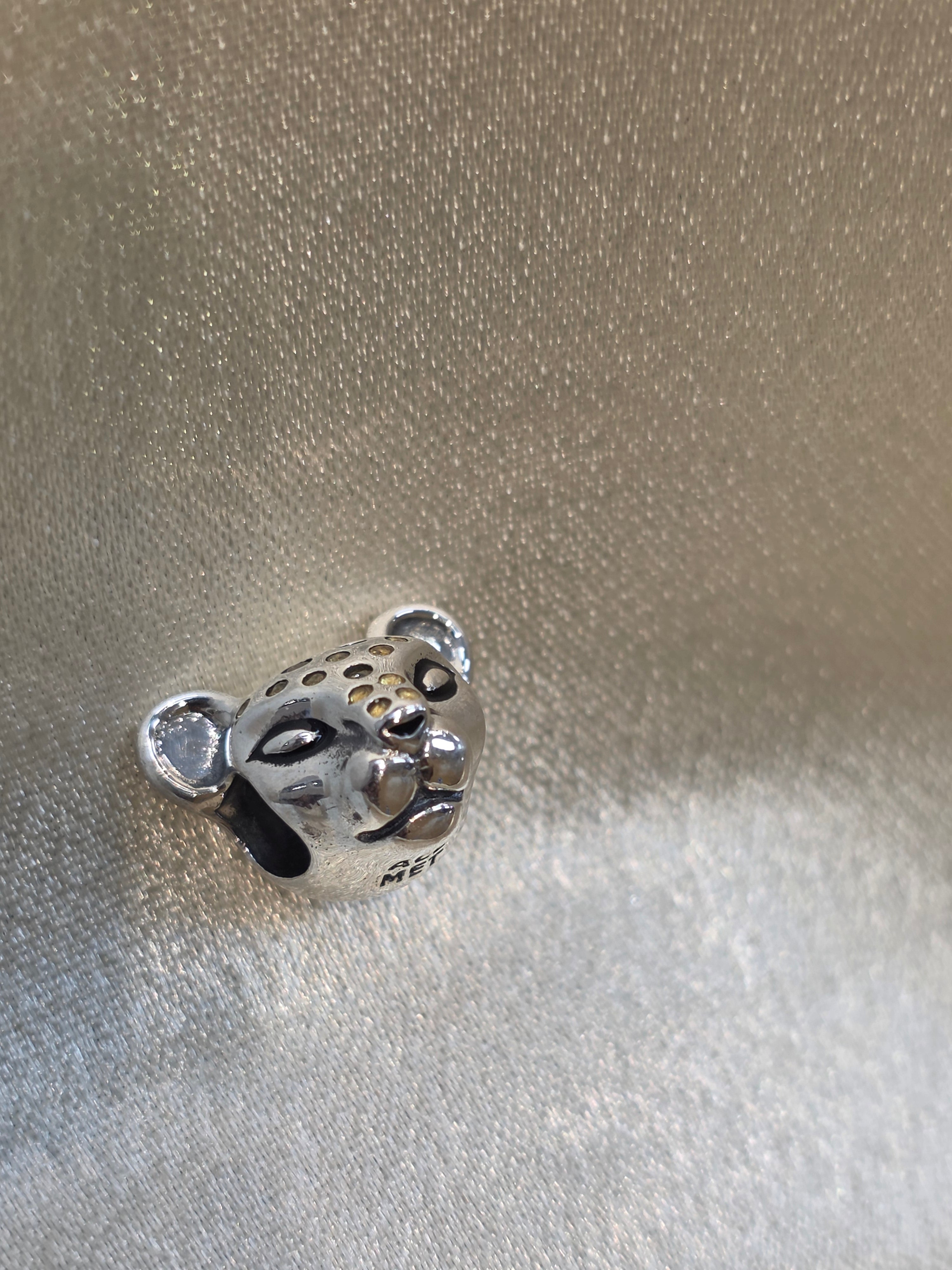 PANDORA LEOPARD HEAD CHARM PC335 – krishnajeweller
